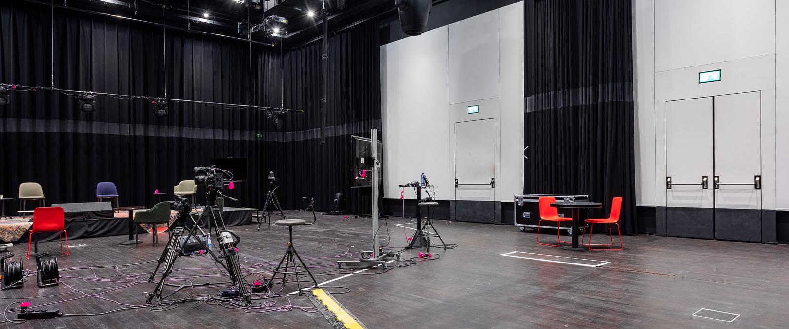 Noise control and special doors | Merford